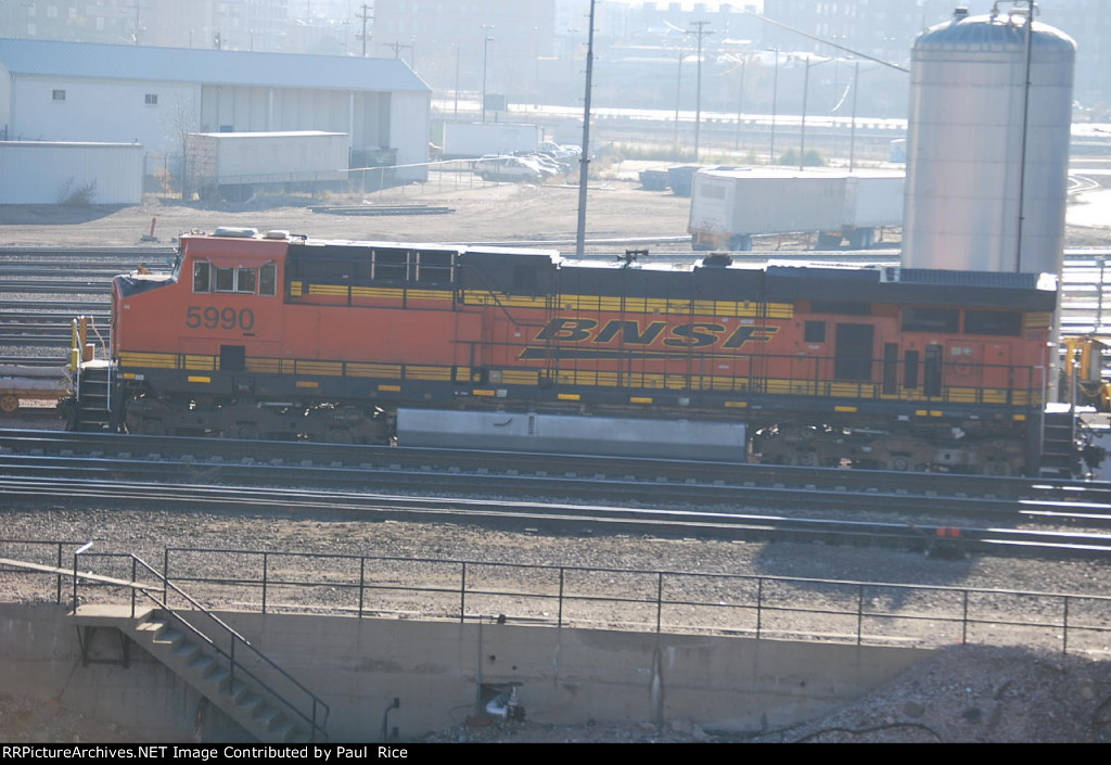 BNSF 5990